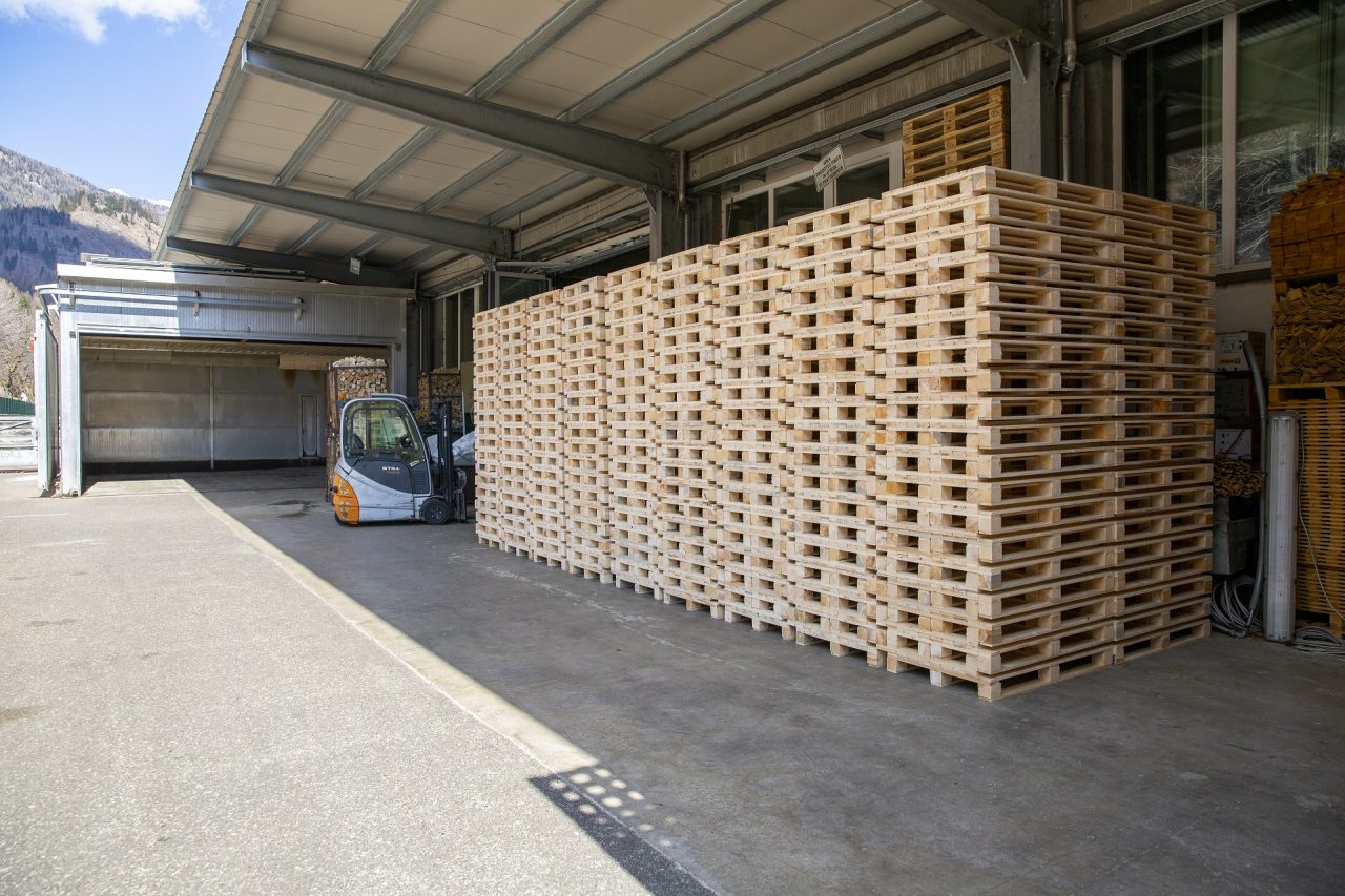 Produzione di pallet nel Trentino Alto | Ditta di imballaggi DELLANTONIO